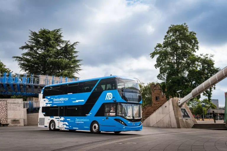 Alexander Dennis unveils first Enviro400FCEV next-generation hydrogen ...