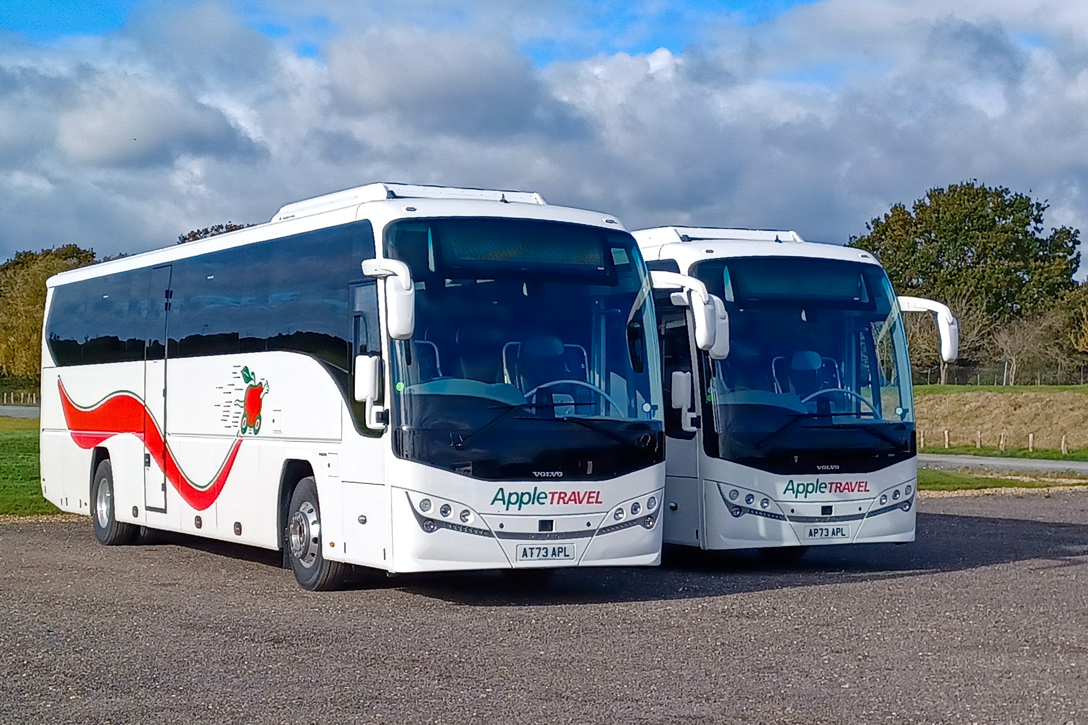 Apple Travel adds two new Plaxton Panther coaches and confirms Leopard ...
