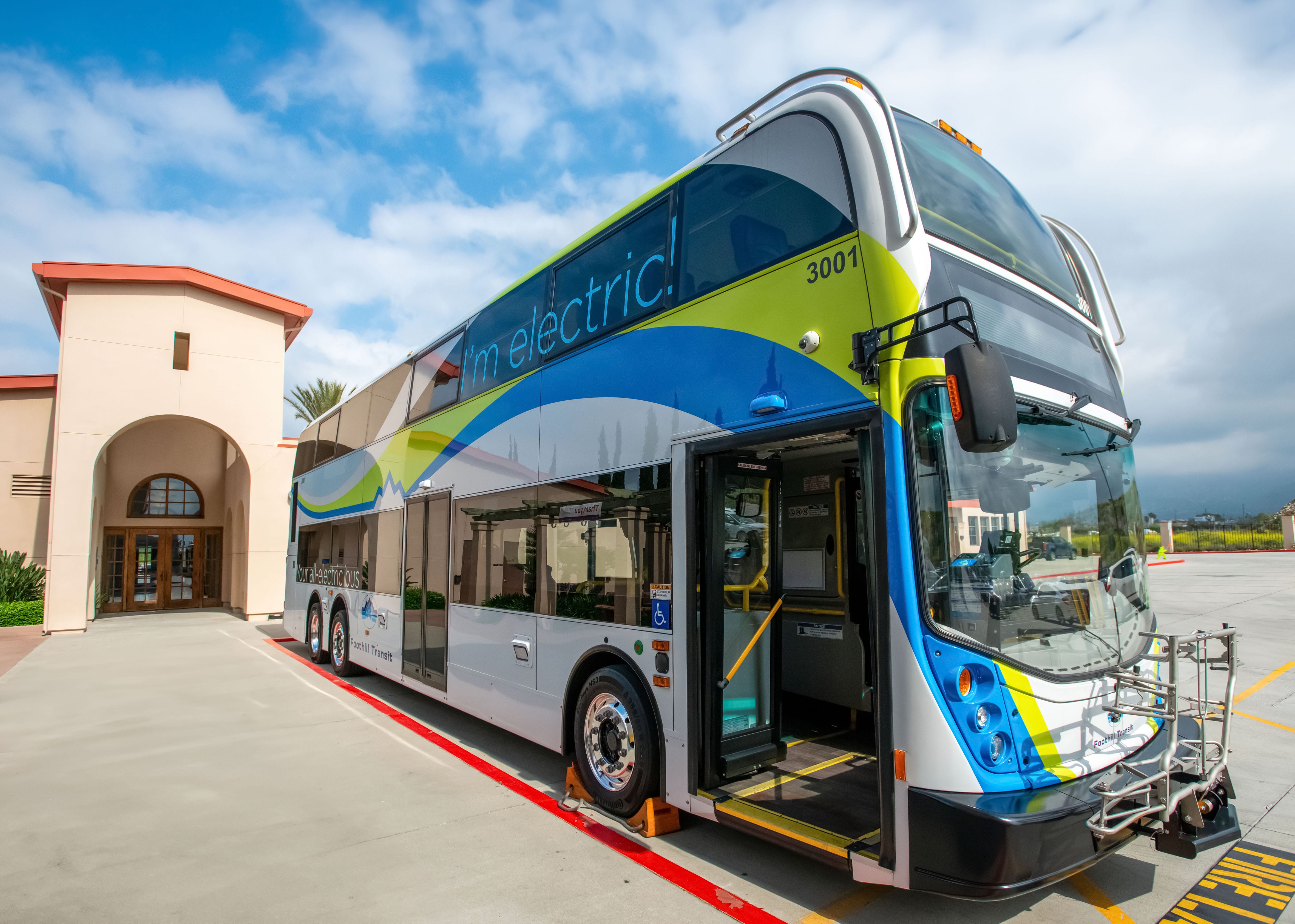 California’s Foothill Transit to expand its fleet with 12 Alexander ...